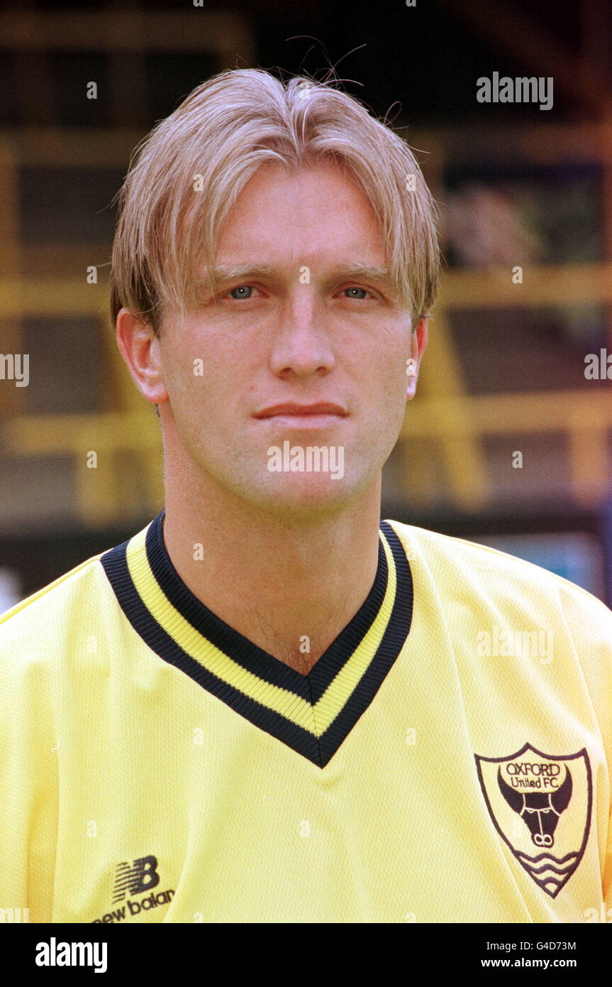 Football. OXFORD UNITED FOOTBALL CLUB Steve Davis Stock Photo - Alamy