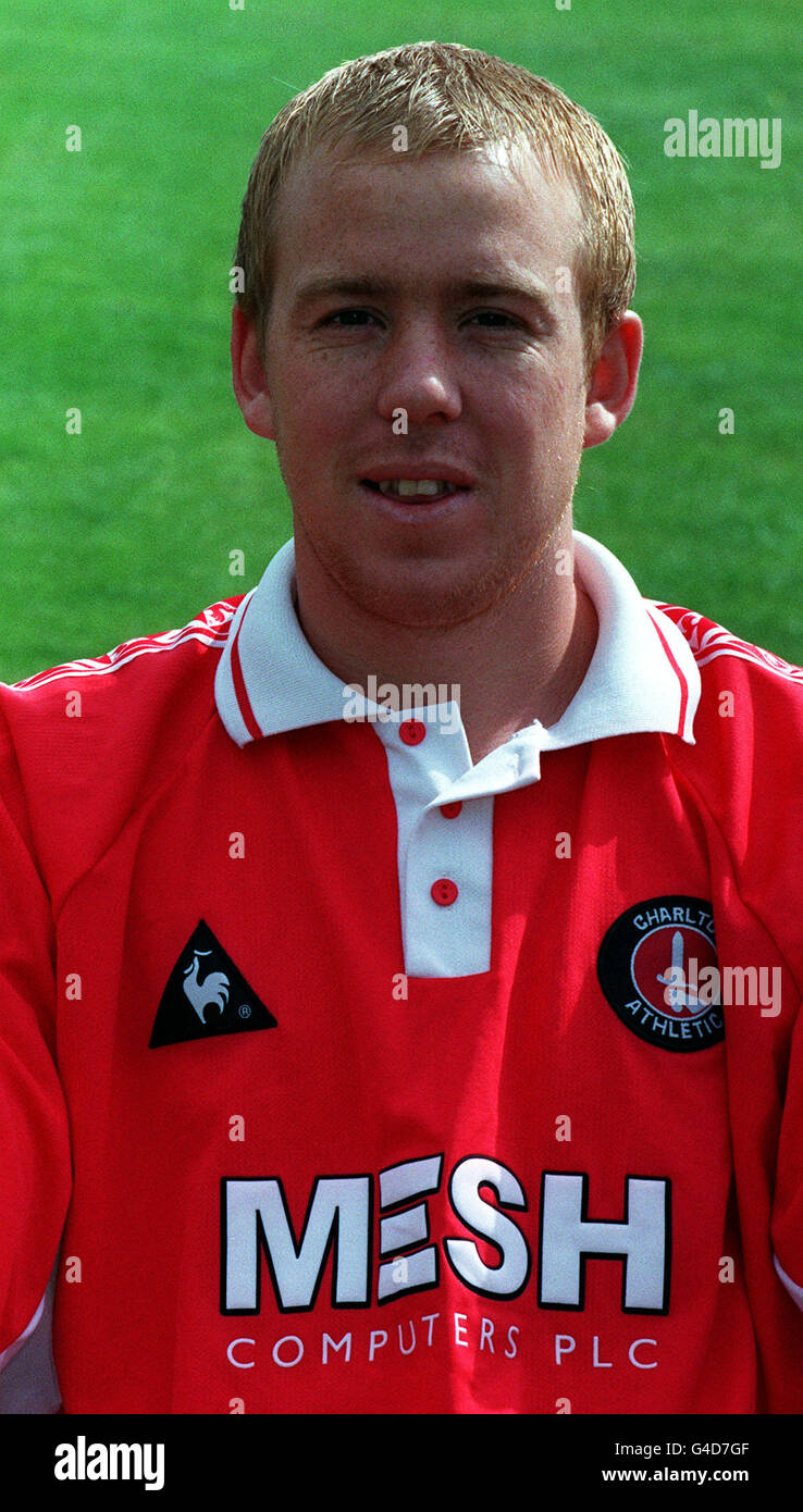 PAUL EMBLEN OF CHARLTON ATHLETIC FOOTBALL CLUB Stock Photo - Alamy