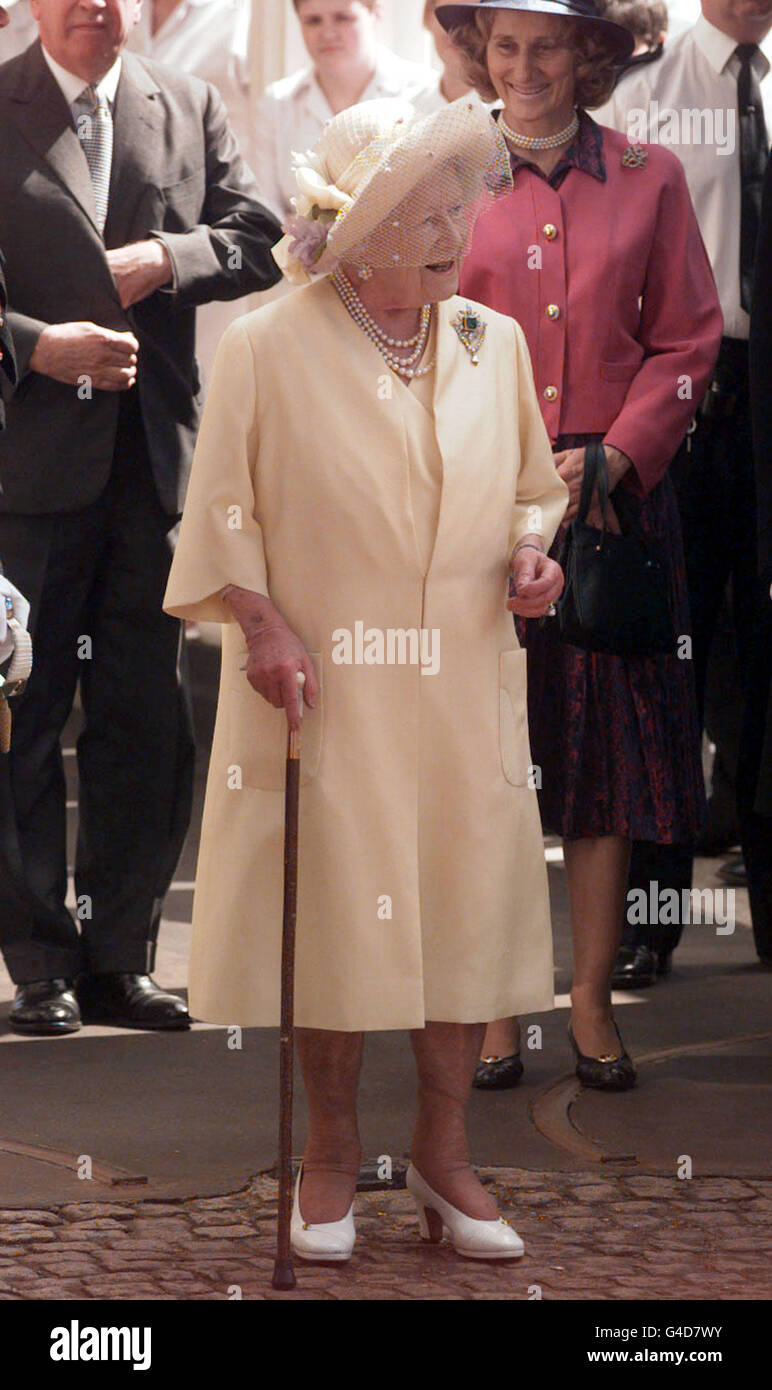 The Queen Mother, outside her London home Clarence House today (Tuesday ...