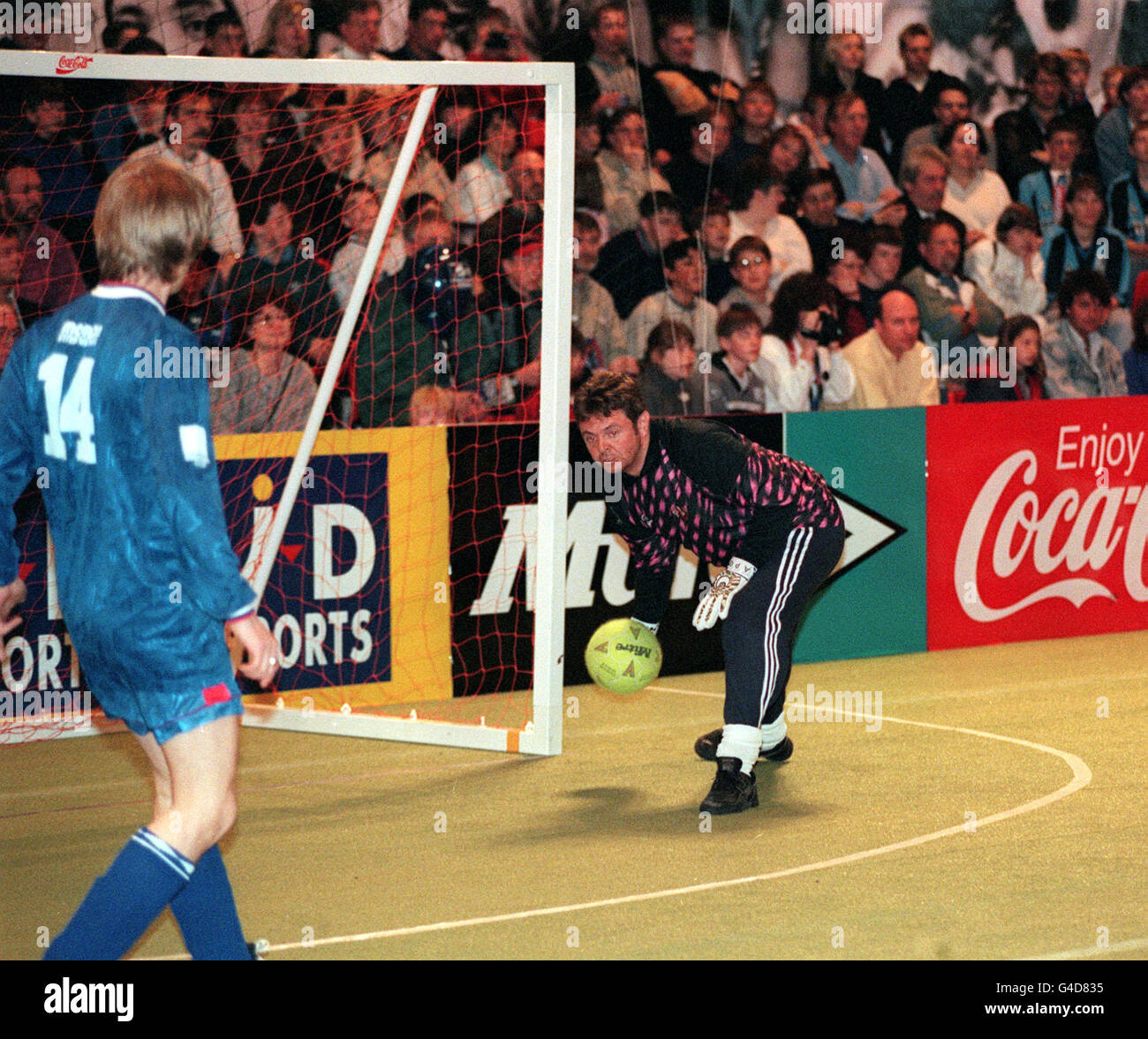 PA NEWS PHOTO 5/4/97 THE "CORONATION STREET" ITV SOAP ACTOR PHILIP ...