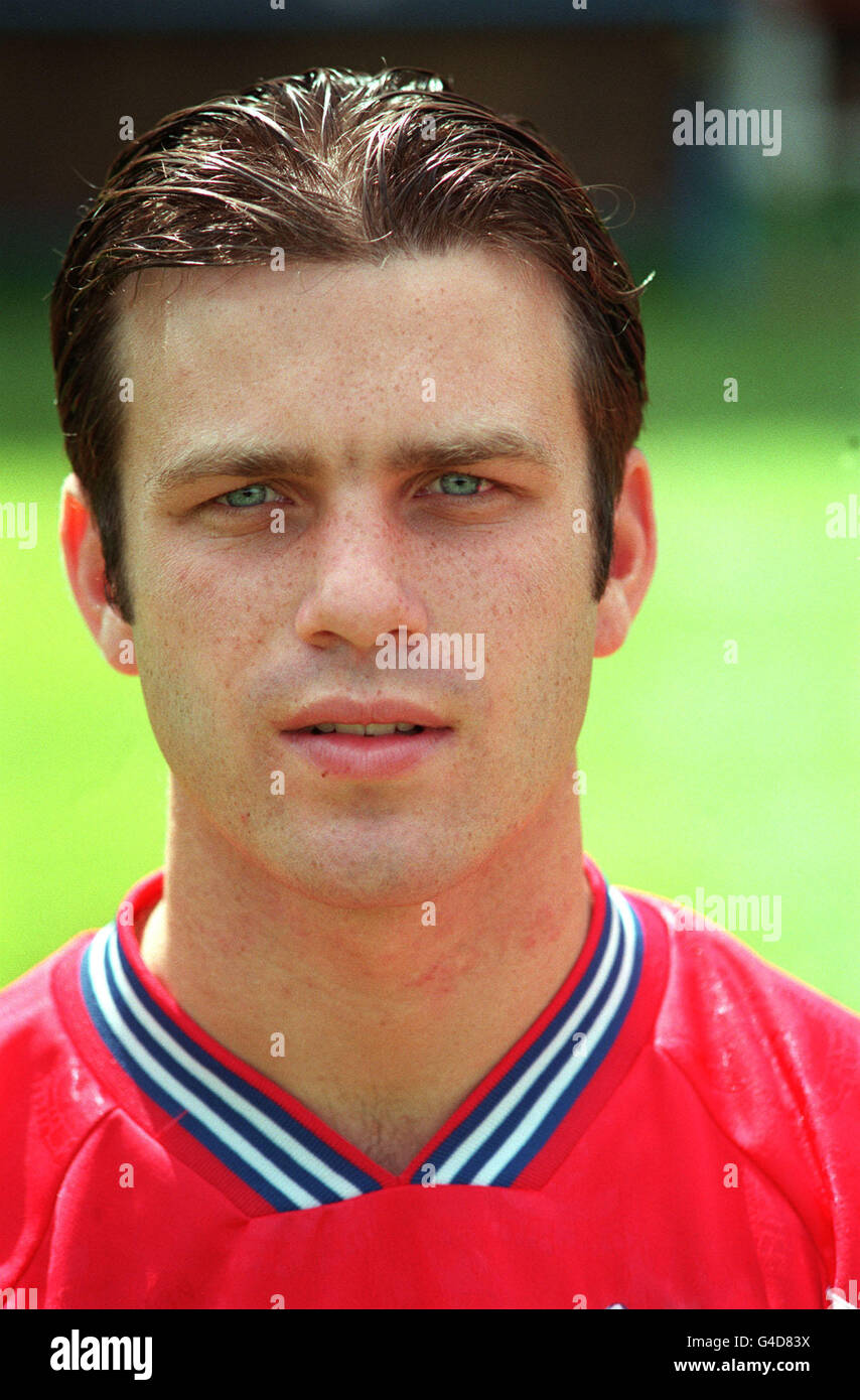 PA NEWS PHOTO 4/8/98 FOOTBALLER JAMES HIBBURT OF CRYSTAL PALACE F.C ...
