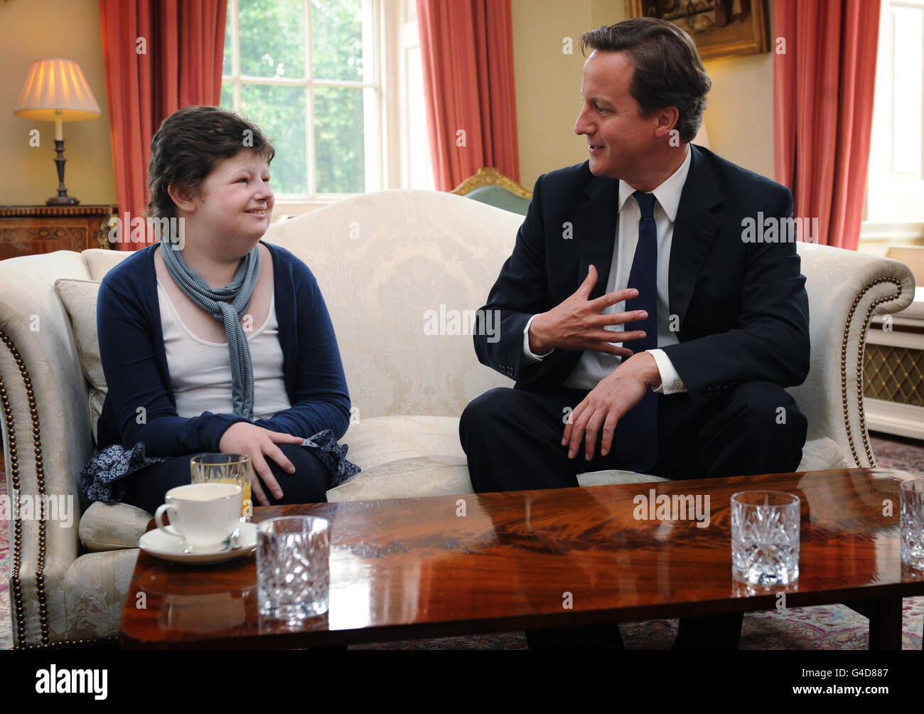 Cameron meets with alice pyne hi-res stock photography and images - Alamy
