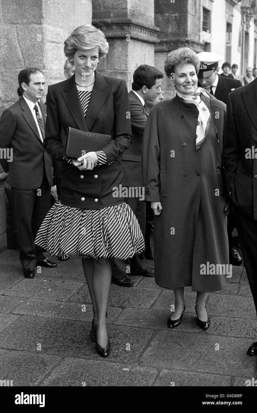 Portuguese royalty Black and White Stock Photos & Images - Alamy