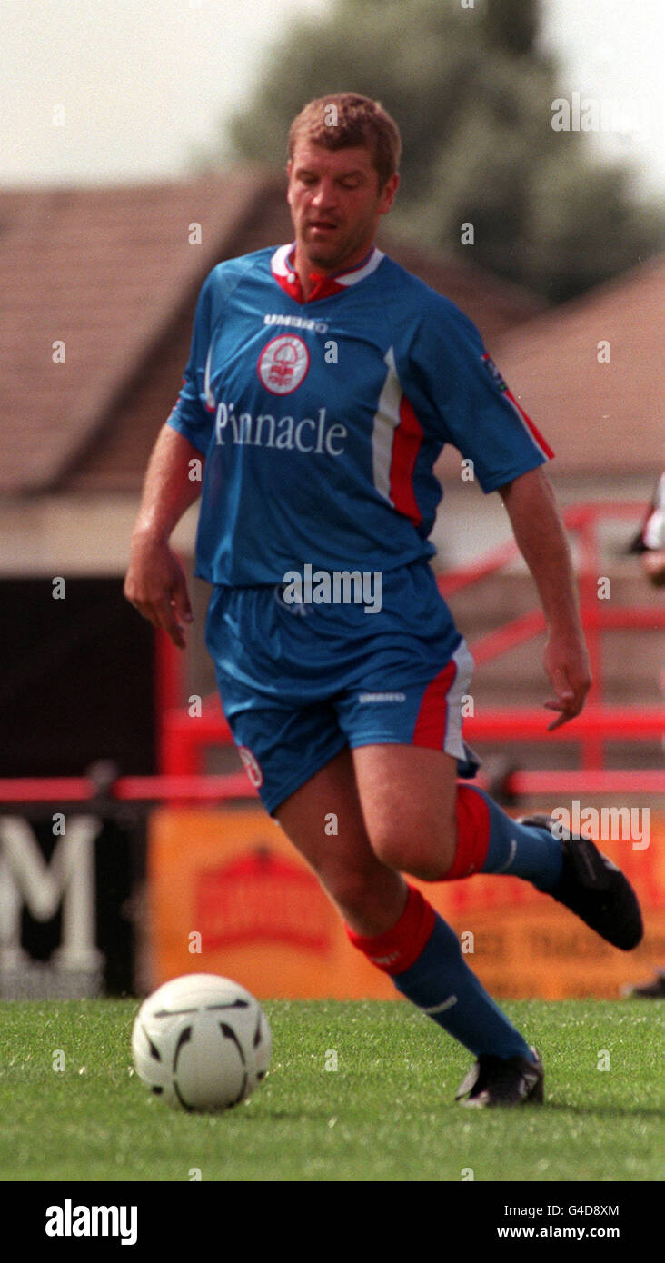 Bevan brown of nottingham forest football club hi-res stock photography ...