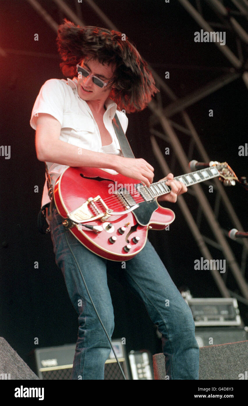 Bernard butler hi-res stock photography and images - Alamy