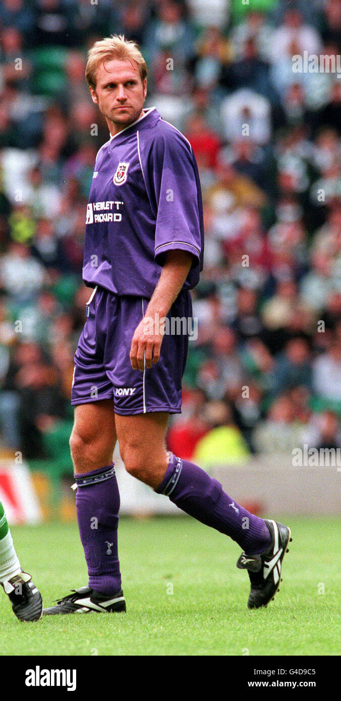 Tottenham scales hi-res stock photography and images - Alamy