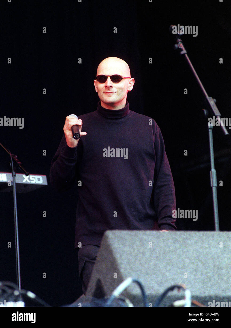 On stage at the v98 virgin rock festival in chelmsford hi-res stock ...
