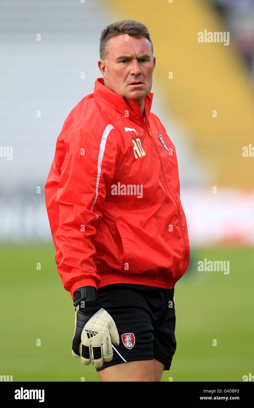 Rotherham united goalkeeping coach andy dibble hi-res stock photography ...