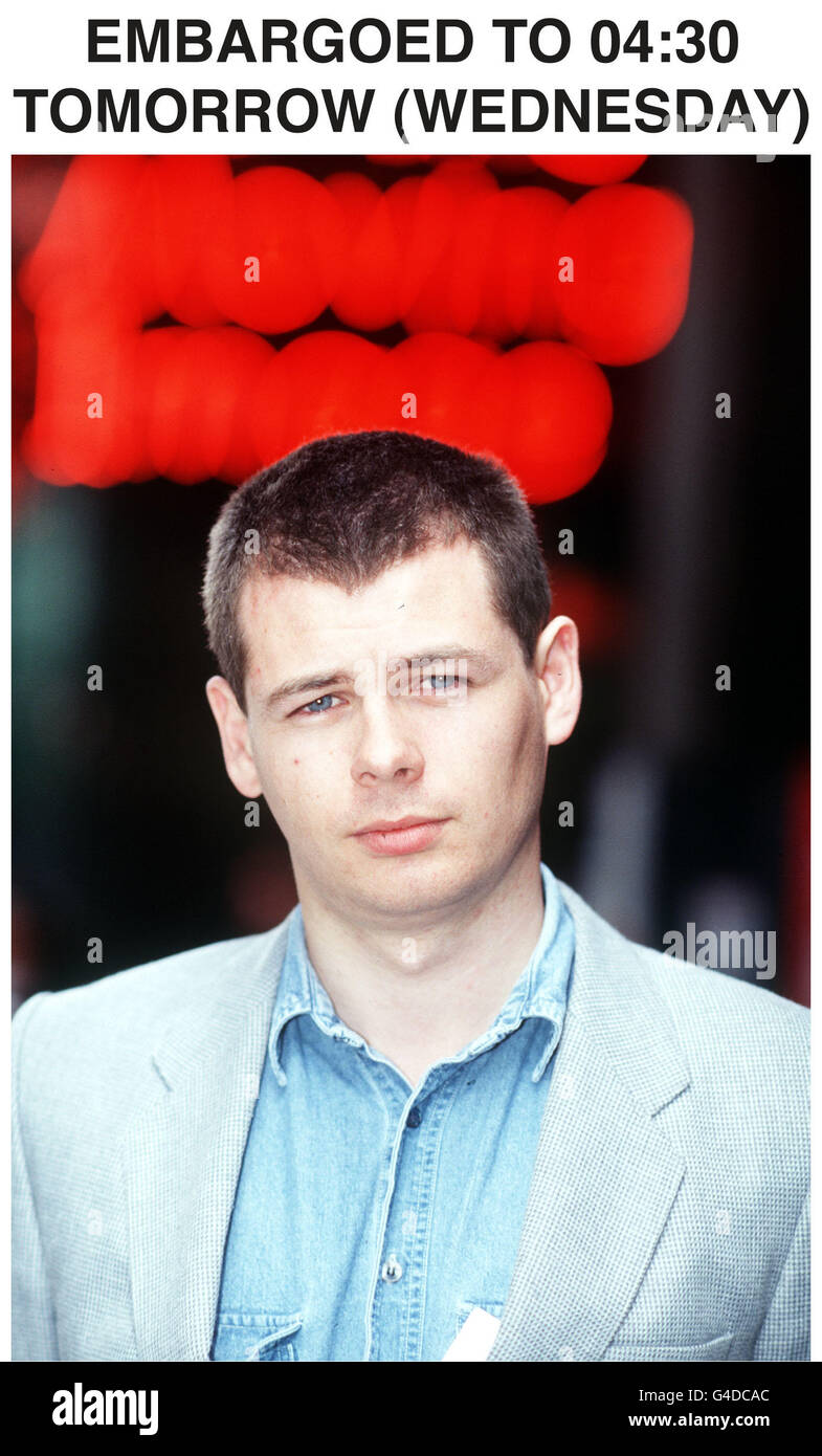 30 04 1998 hi-res stock photography and images - Alamy