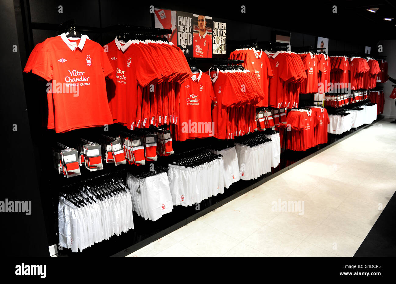 Football shirts rack hi-res stock photography and images - Alamy