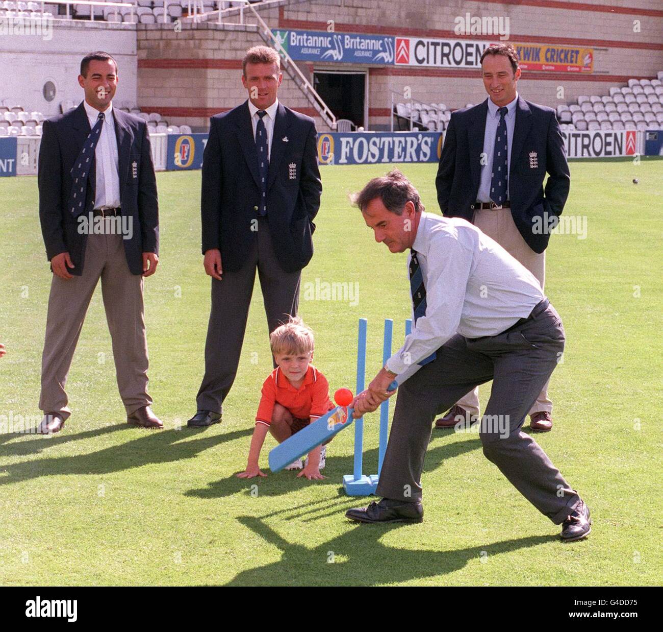 Lord headley hi-res stock photography and images - Alamy