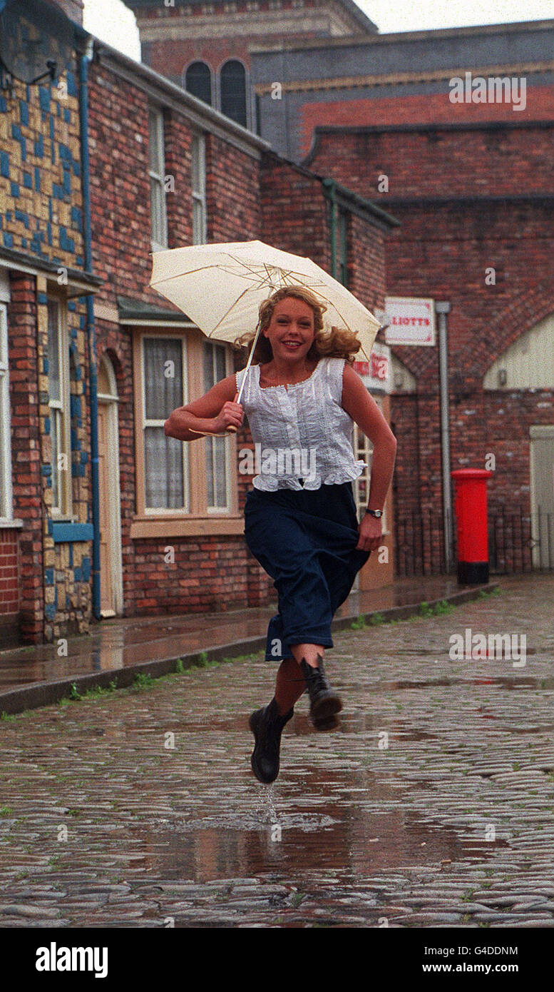 Actress Holly Newman, 23, who plays Rover's Return new barmaid Lorraine ...