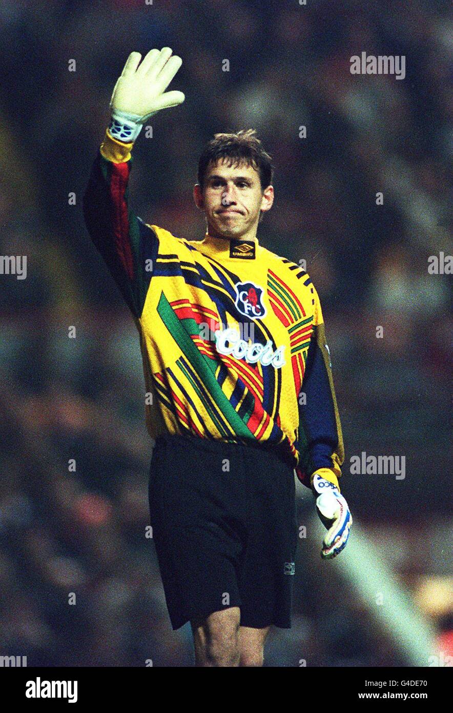 SOCCER. KEVIN HITCHCOCK - CHELSEA Stock Photo - Alamy