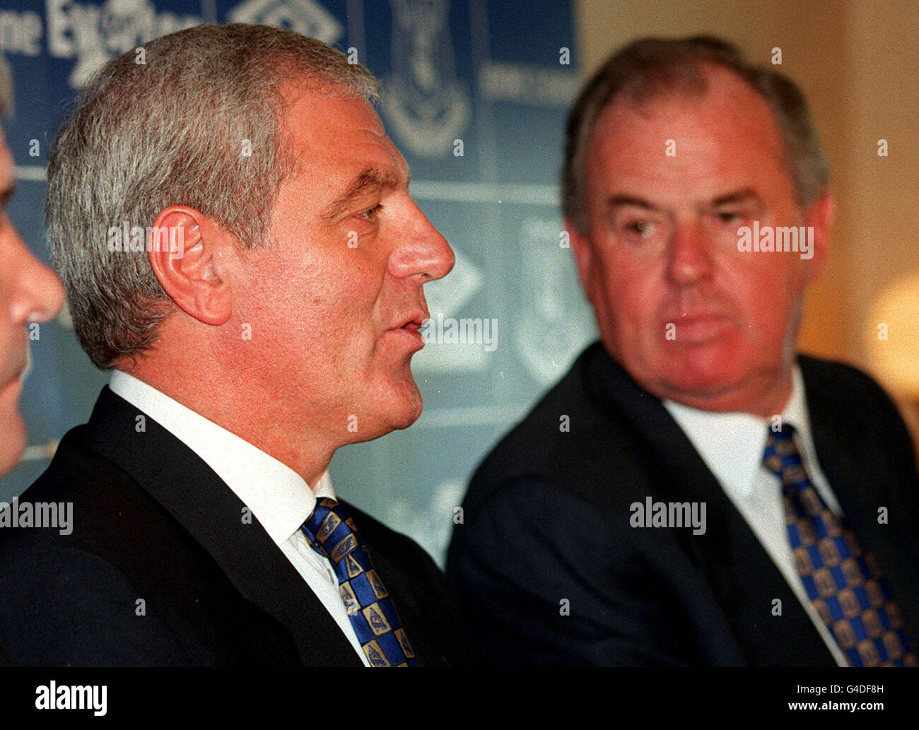 Peter johnson everton hi-res stock photography and images - Alamy