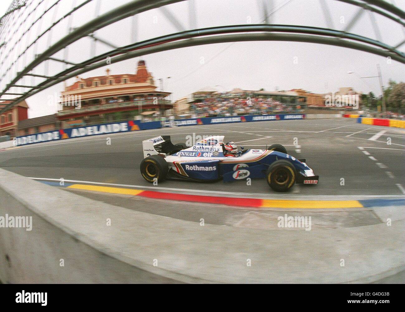 AUSTRALIAN GRAND PRIX. NIGEL MANSELL AT STAG CORNER Stock Photo - Alamy