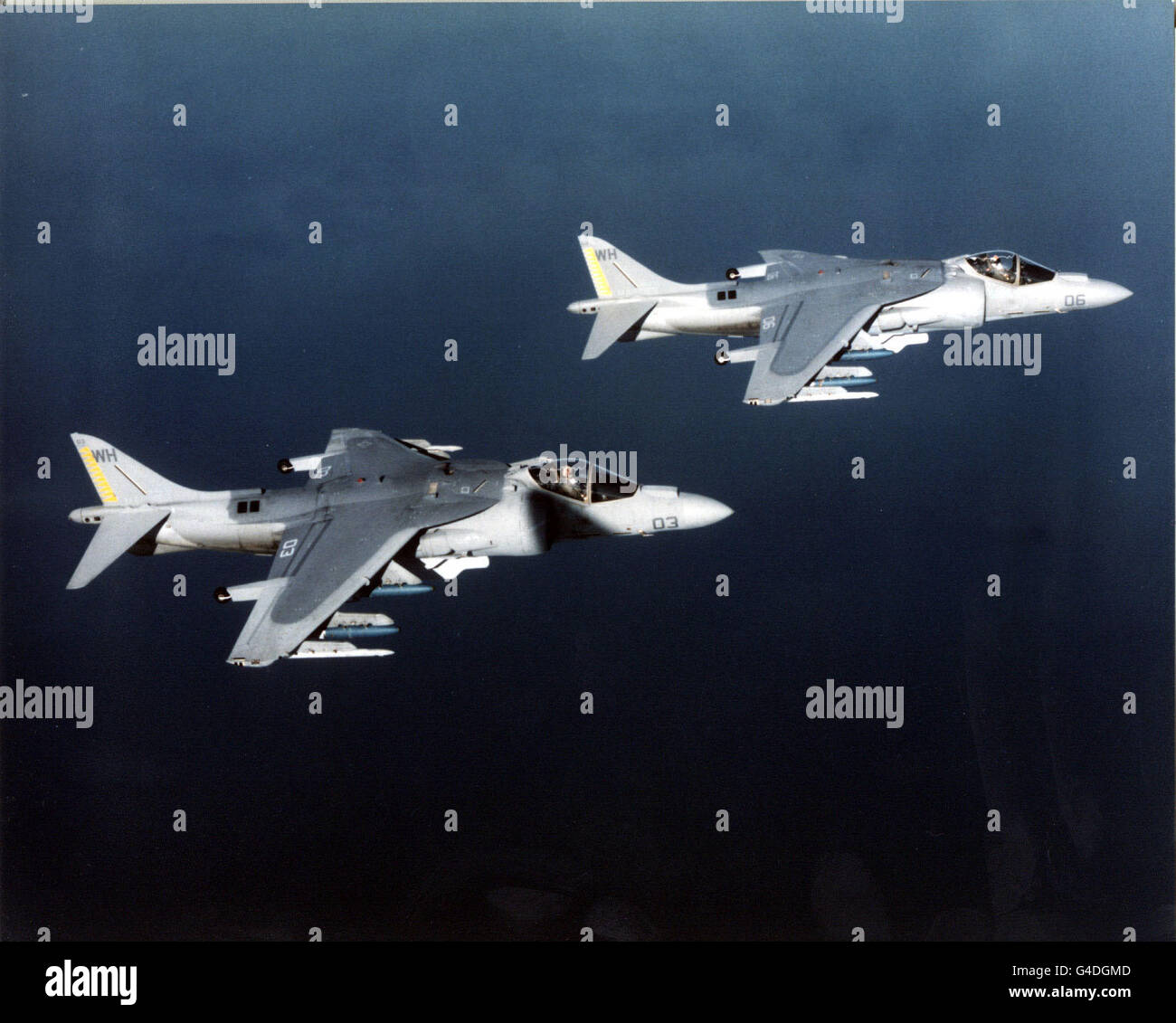 News aeroplane hi-res stock photography and images - Alamy