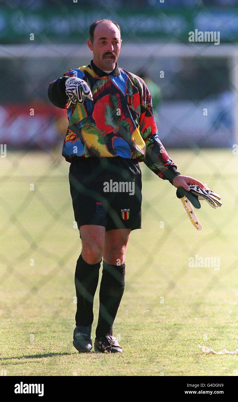 Bruce grobbelaar zimbabwe hi-res stock photography and images - Alamy