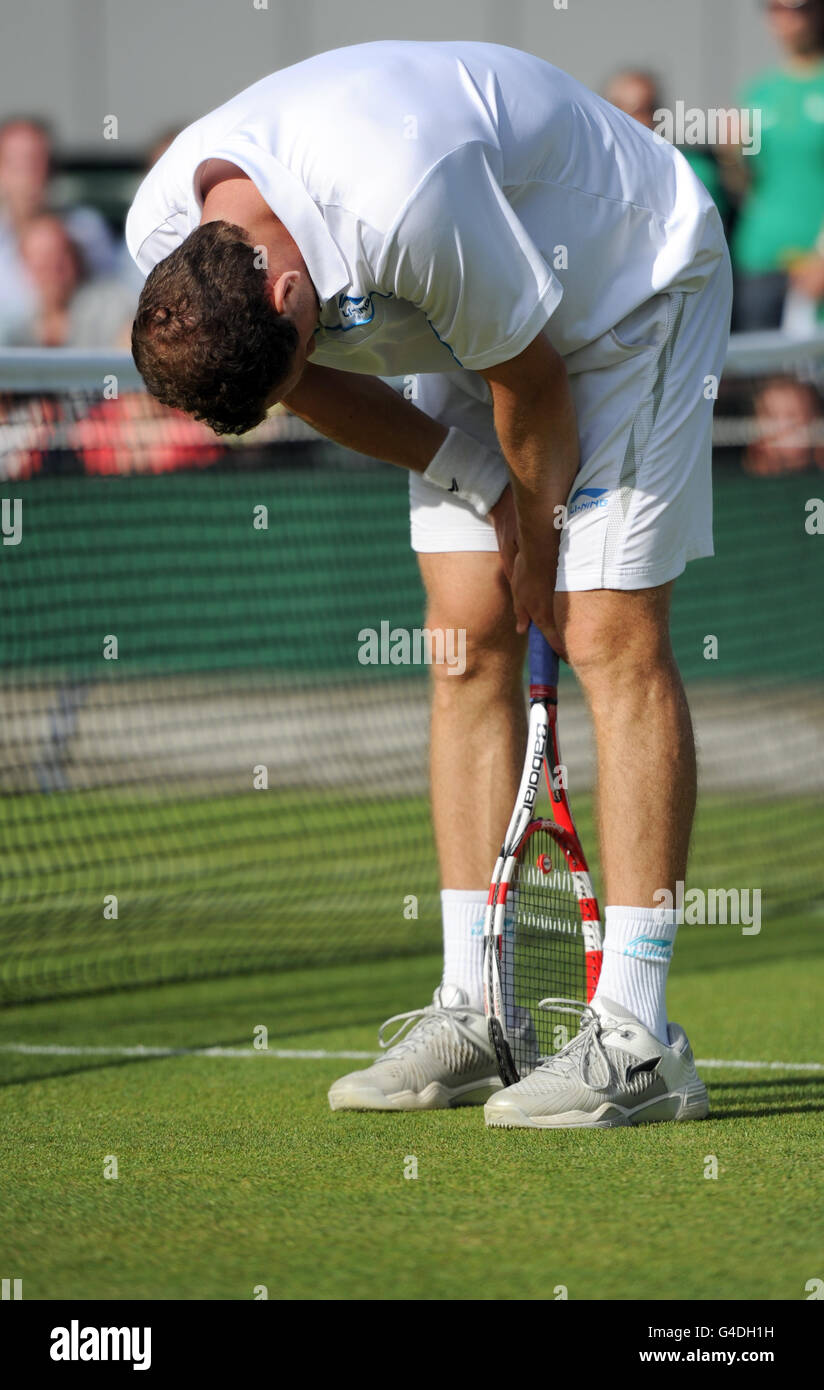 Ireland's Conor Niland reacts during his defeat to France's Adrian ...