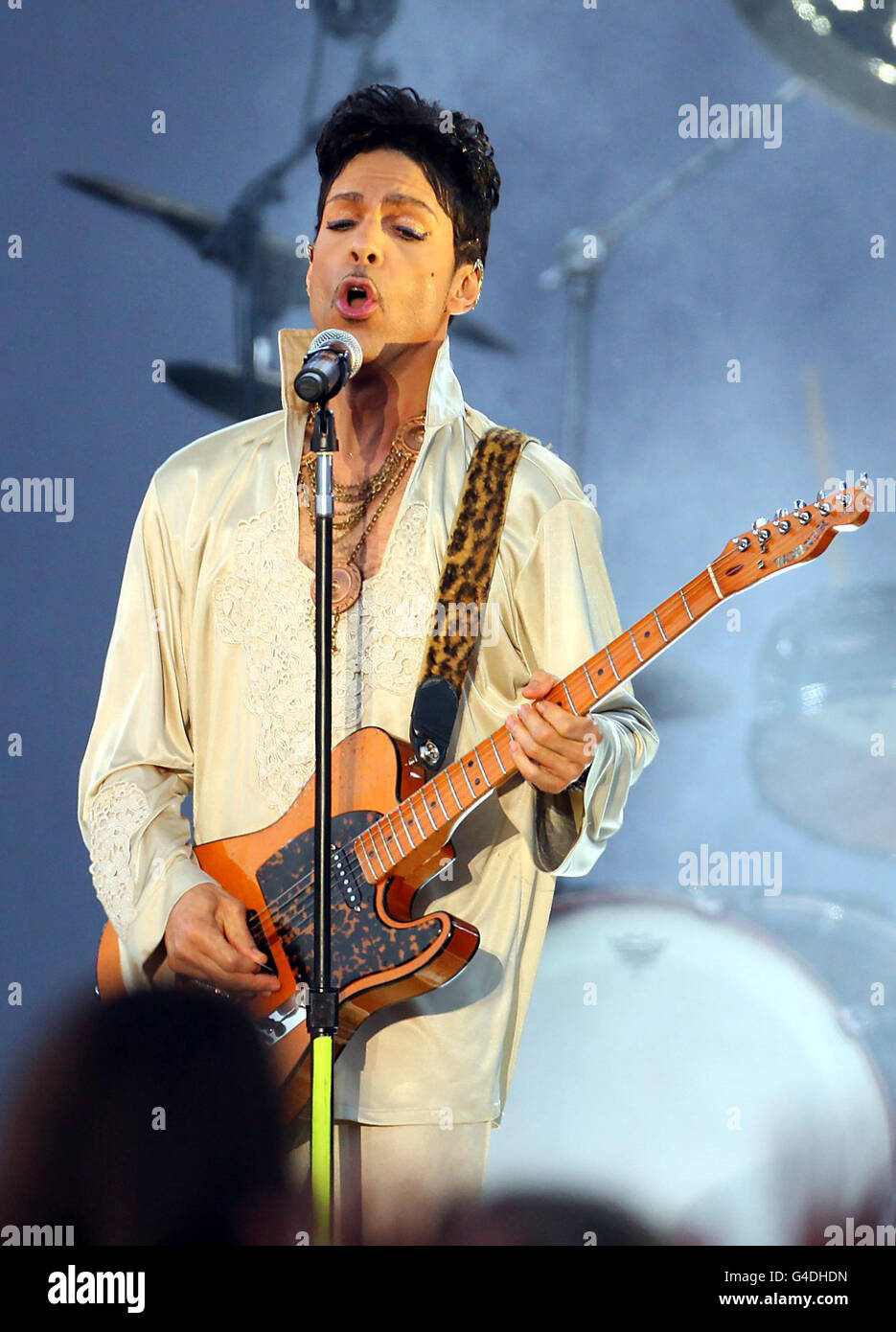 Hop Farm Festival. Prince performs on the main stage at the Hop Farm ...