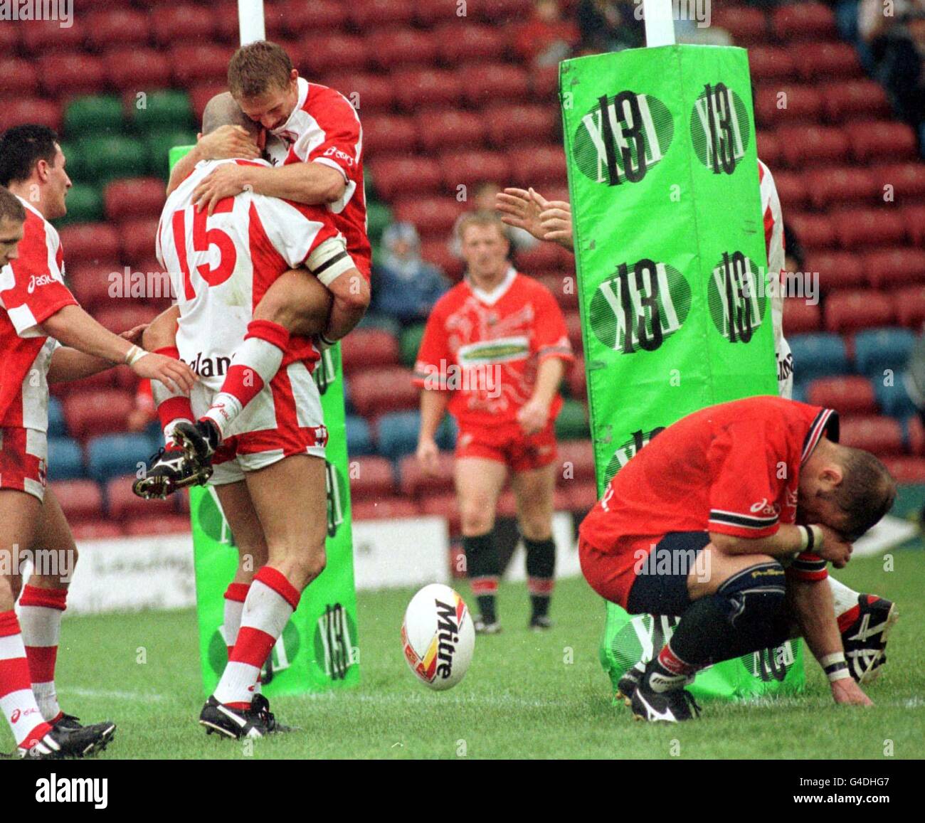RUGBY Paul Davidson celebrate Stock Photo - Alamy