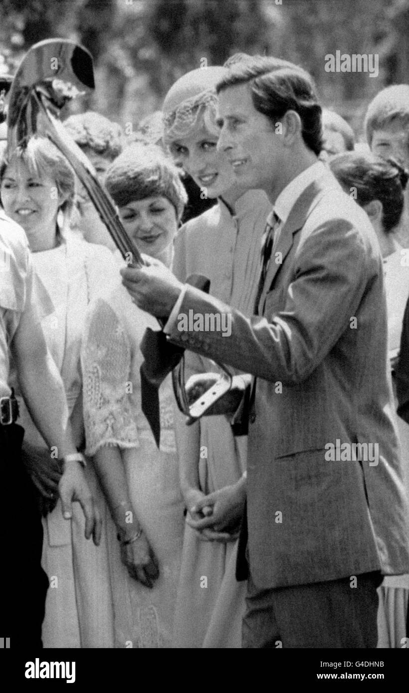 Princess diana tree planting Black and White Stock Photos & Images - Alamy