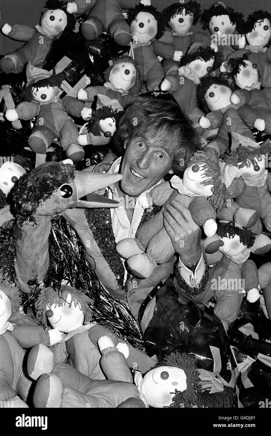 Rod hull and emu at londons dominion theatre hi-res stock photography ...