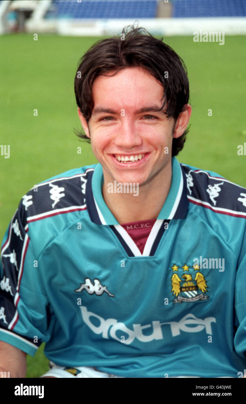 PA NEWS 22/7/98 GARY MASON, MEMBER OF THE MANCHESTER CITY FOOTBALL CLUB ...