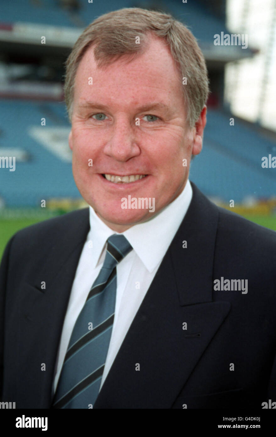 PA NEWS 22/7/98 JOE ROYLE, MANAGER OF THE MANCHESTER CITY FOOTBALL CLUB ...