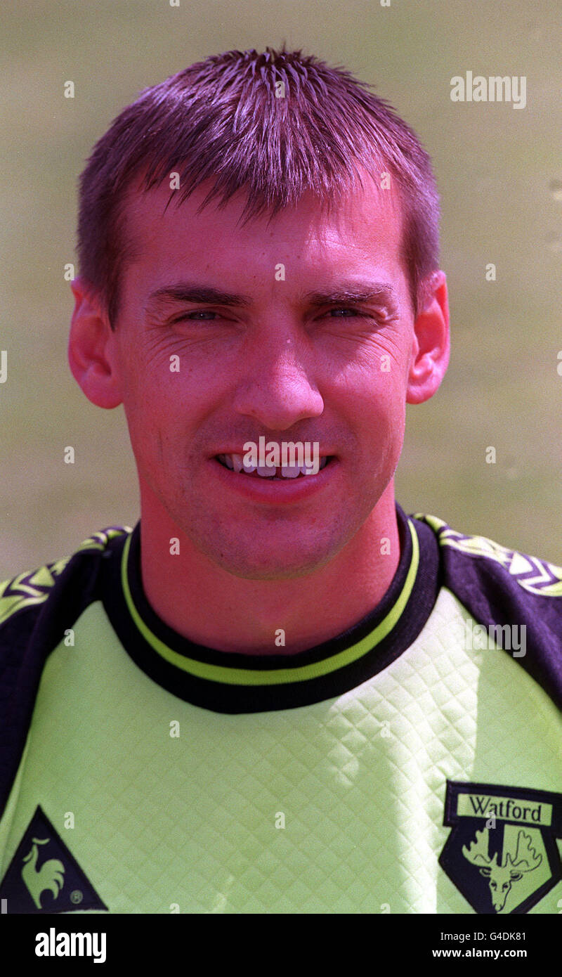 Watford goalkeeper alec chamberlain hi-res stock photography and images ...
