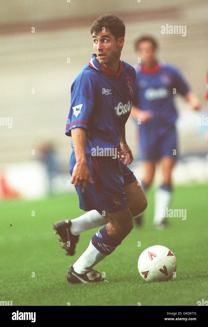 Gavin peacock chelsea hi-res stock photography and images - Alamy