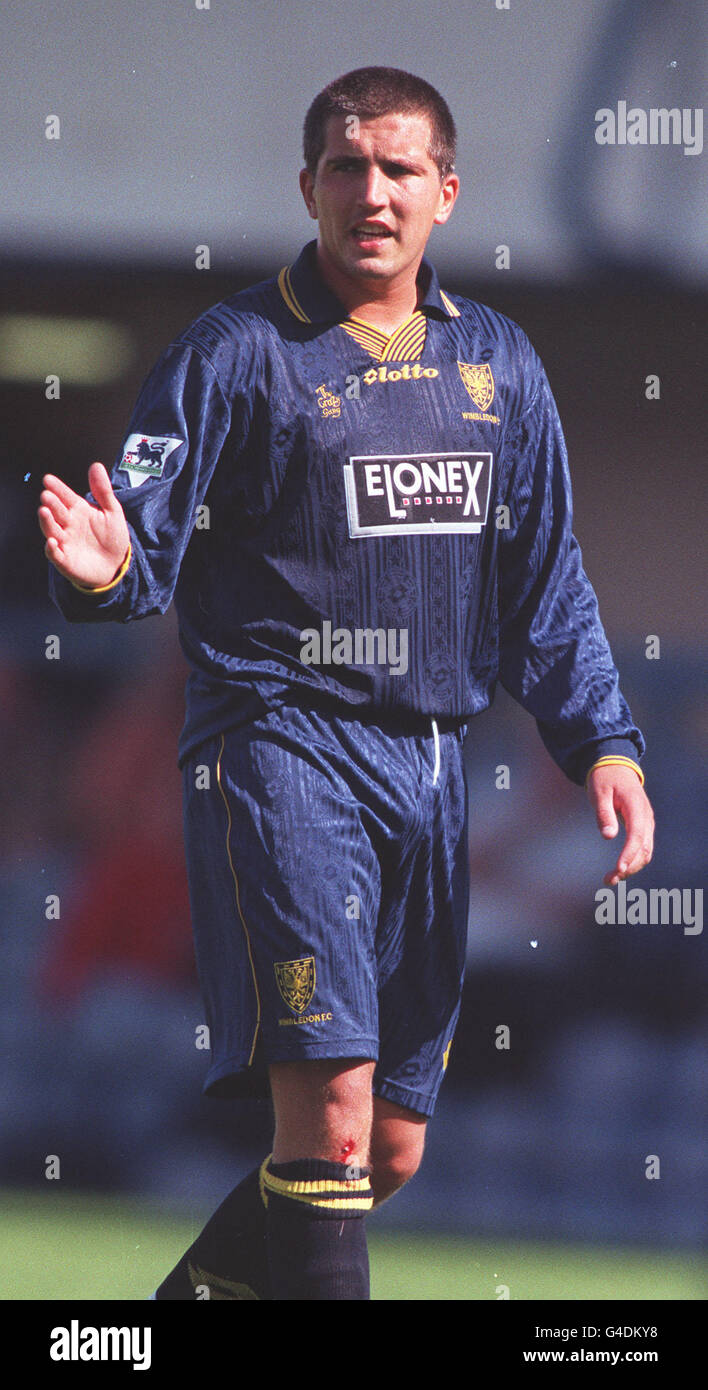 ANDY ROBERTS OF WIMBLEDON FOOTBALL CLUB Stock Photo - Alamy
