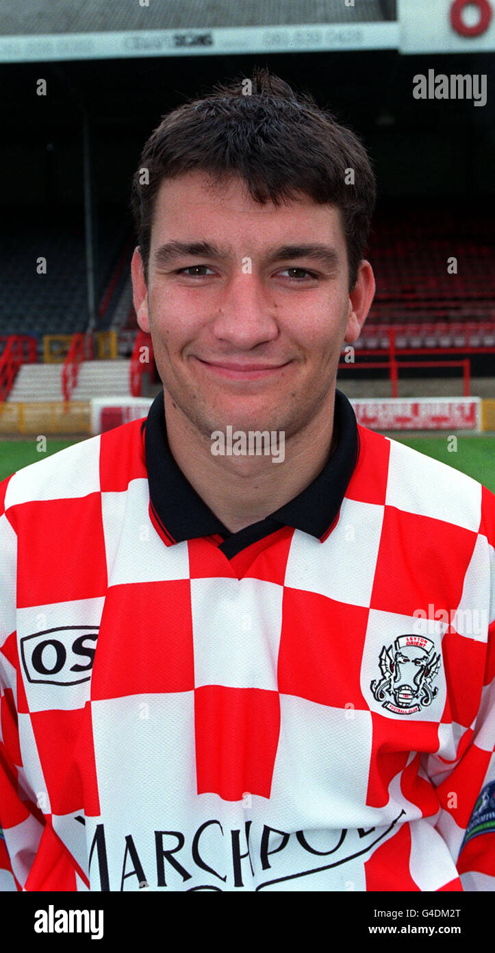 Colin simpson of leyton orient football club hi-res stock photography ...