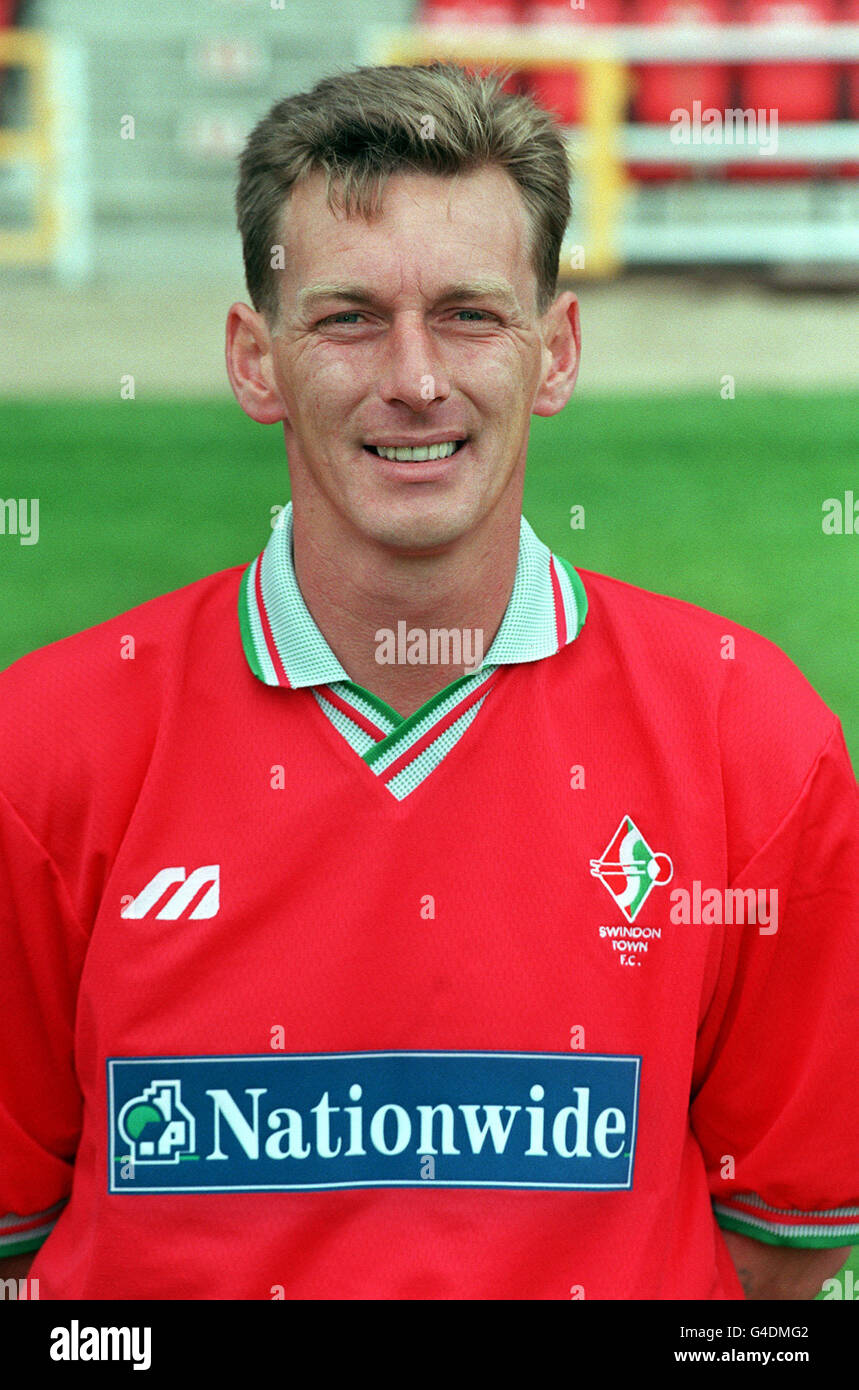 Swindon town f c hi-res stock photography and images - Alamy