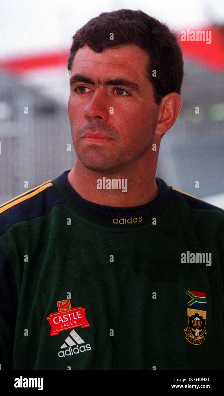 HANSIE CRONJE, CAPTAIN OF THE SOUTH AFRICAN CRICKET SQUAD Stock Photo ...