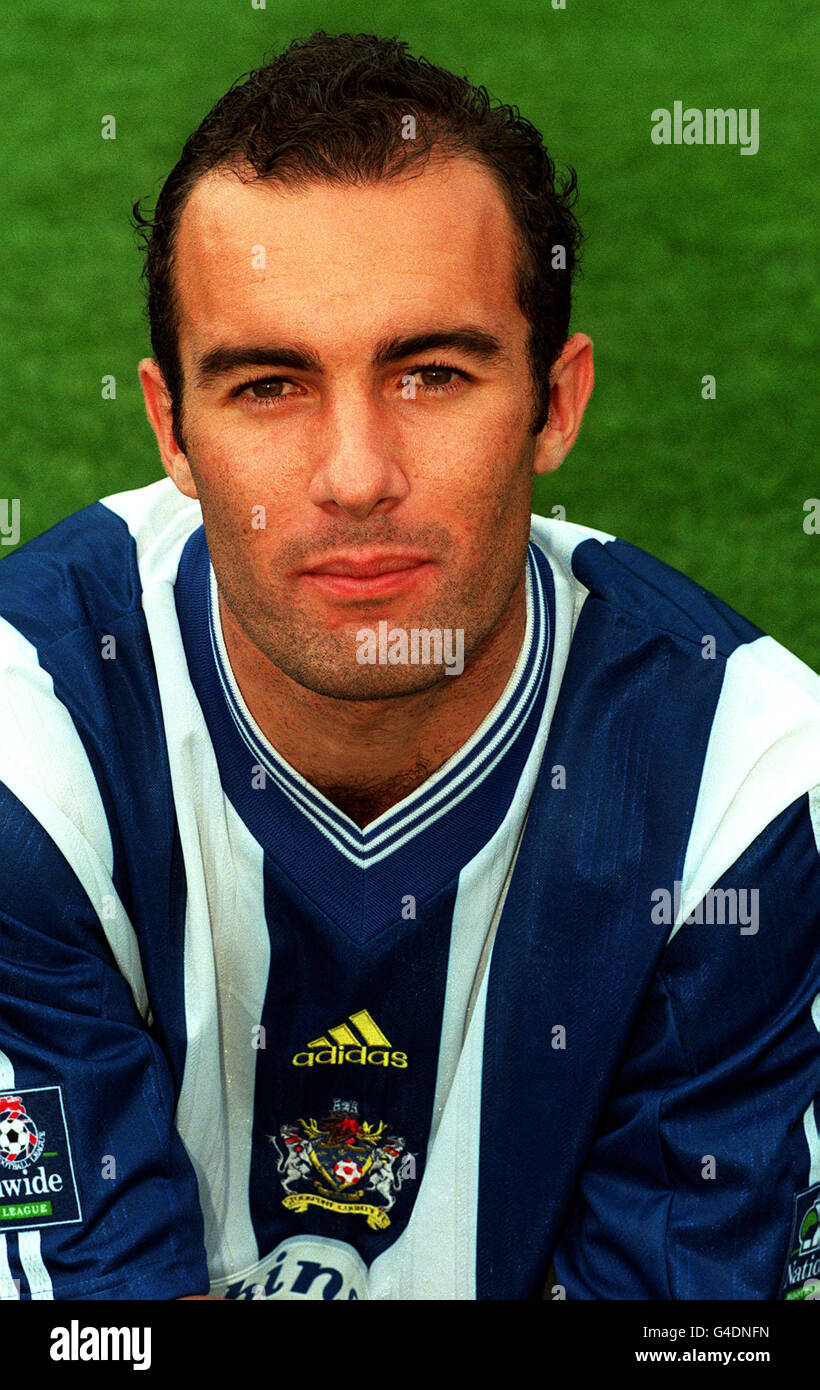 Branch 8 hi-res stock photography and images - Alamy