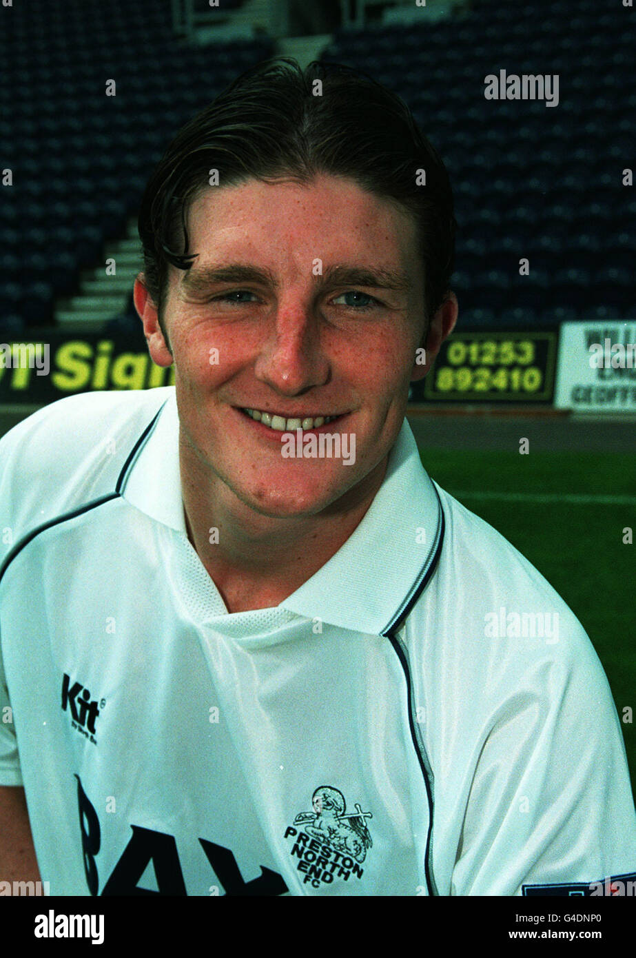 JONATHAN MACKEN OF PRESTON NORTH END FOOTBALL CLUB Stock Photo - Alamy