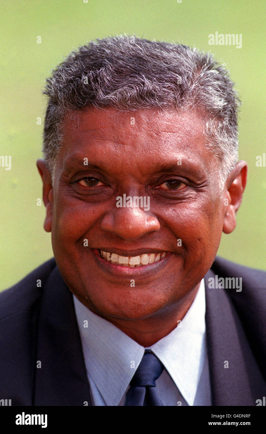 RANJIT FERNANDO, MANAGER OF THE SRI LANKAN CRICKET SQUAD Stock Photo ...