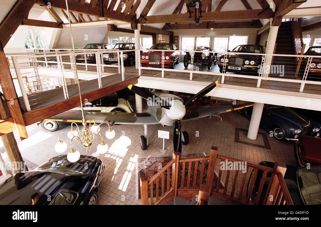 SPITFIRE car dealer showroom Stock Photo - Alamy