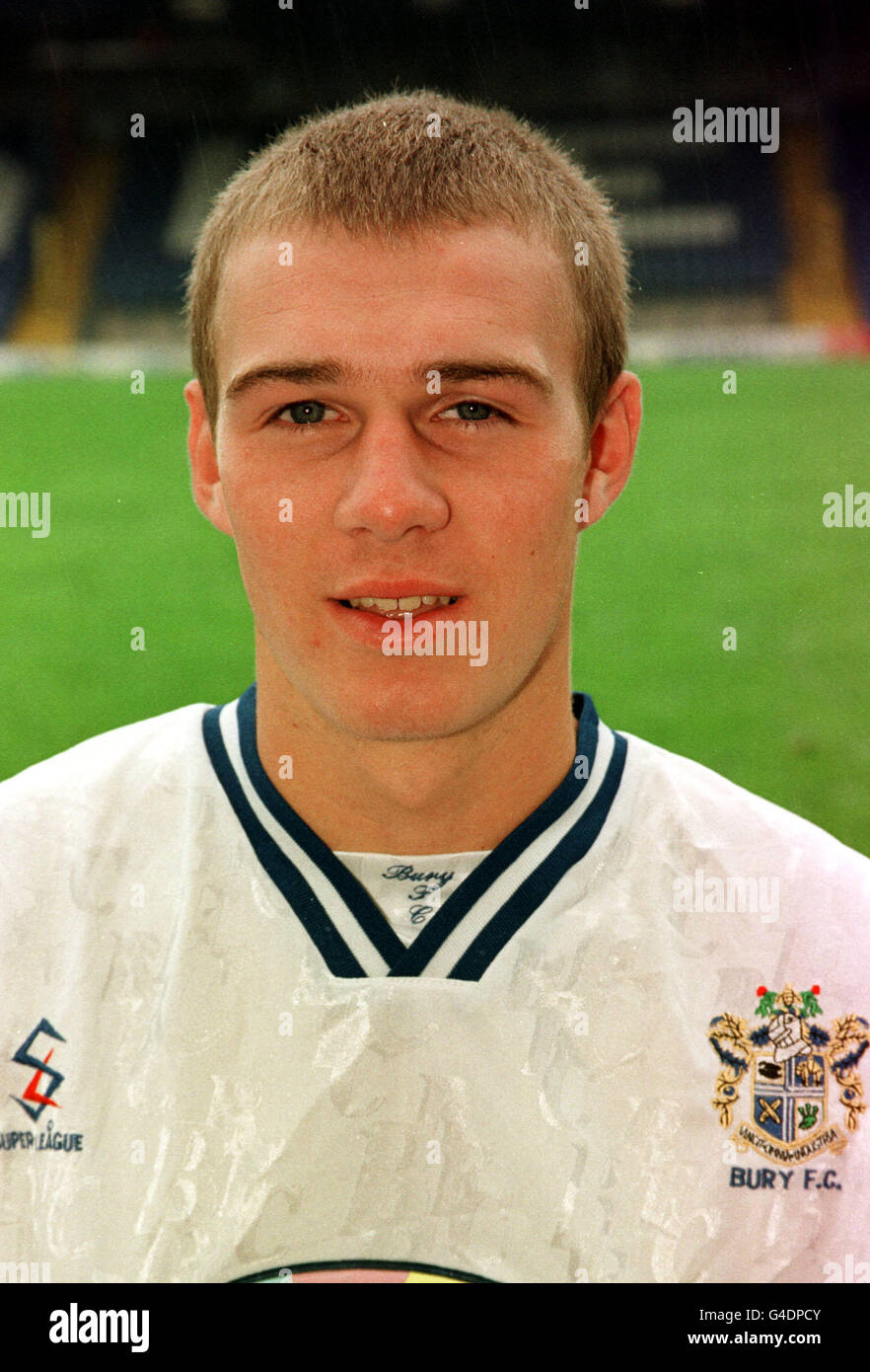 BURY FOOTBALL CLUB. PA NEWS PHOTO 14/8/98 ROBERT WILCOX OF BURY ...