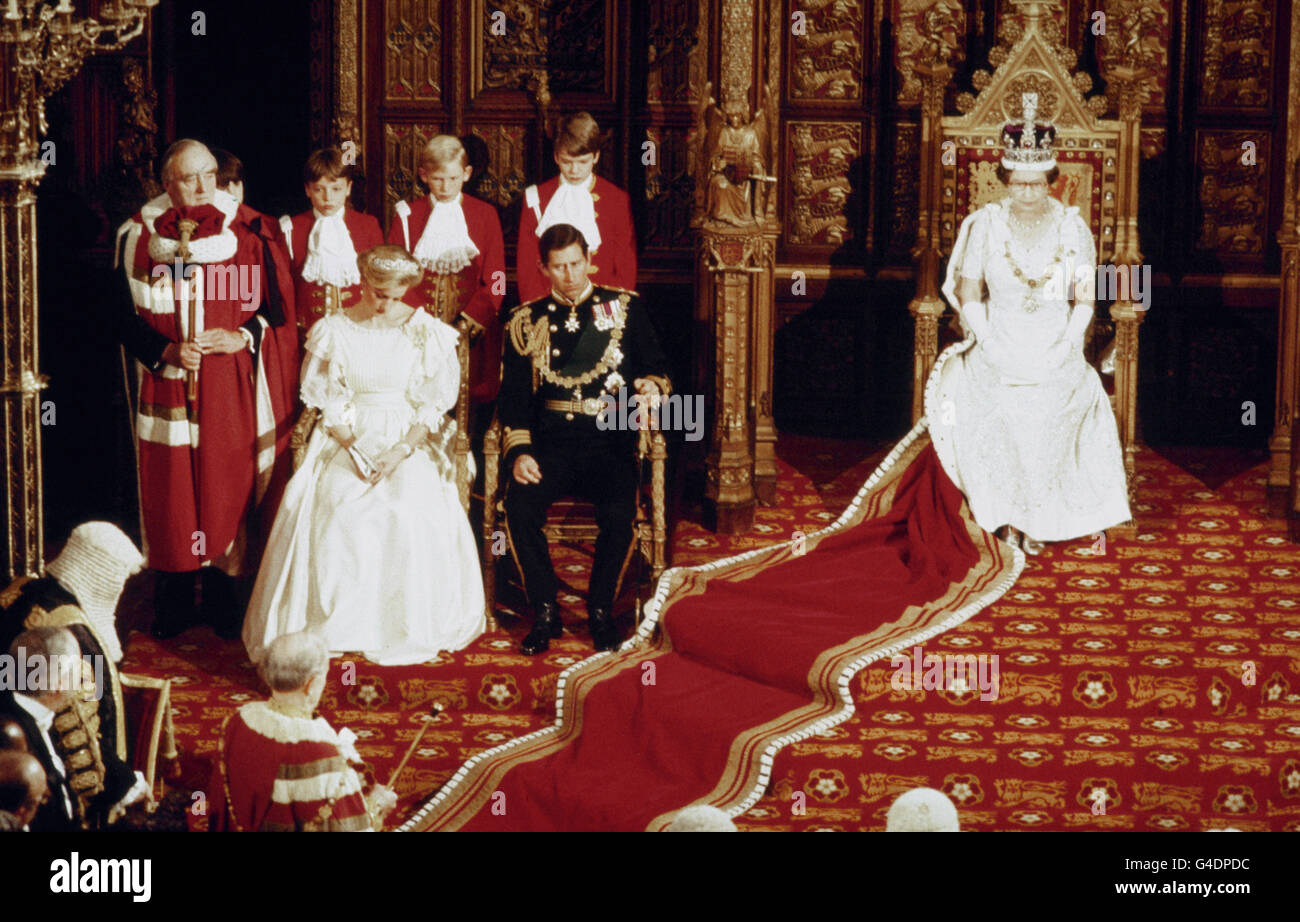 Royalty state opening parliament london hi-res stock photography and ...