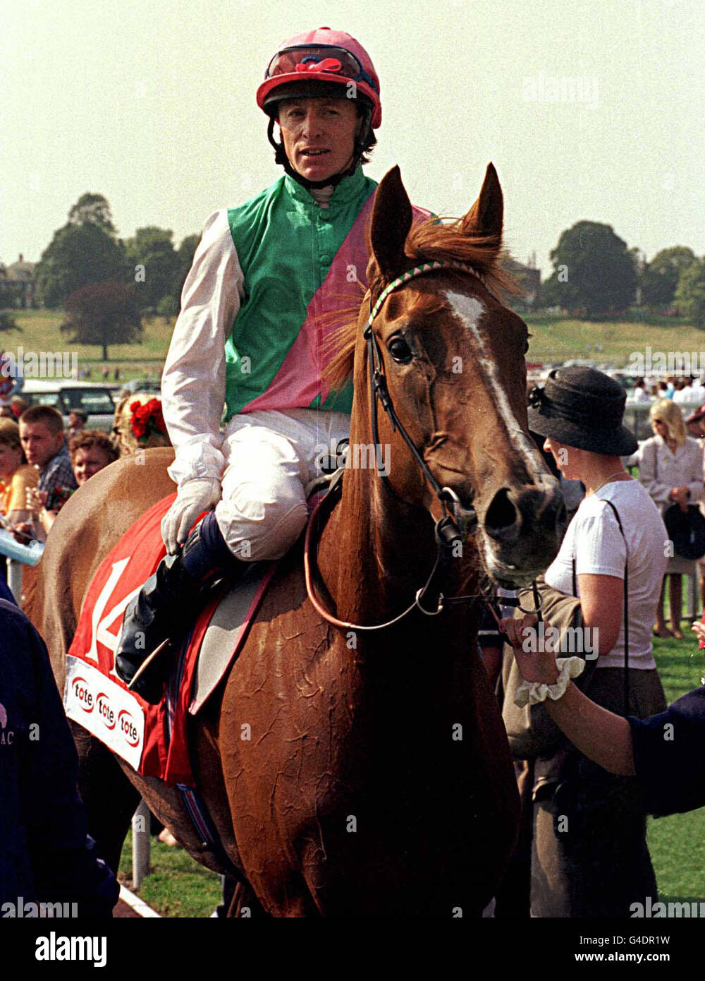 Kieren fallon on tuning hi-res stock photography and images - Alamy