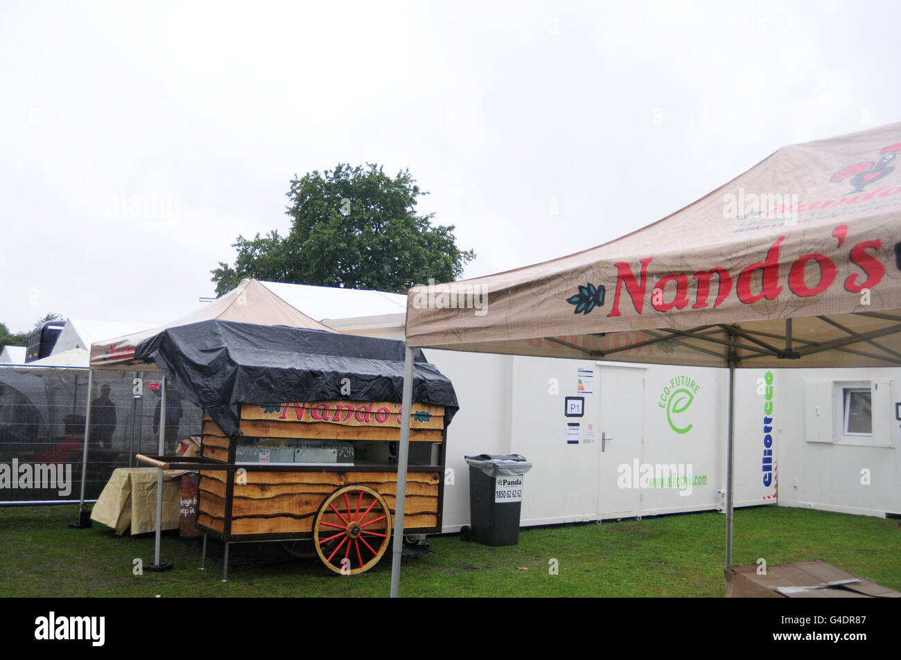 Nandos victoria hi-res stock photography and images - Alamy