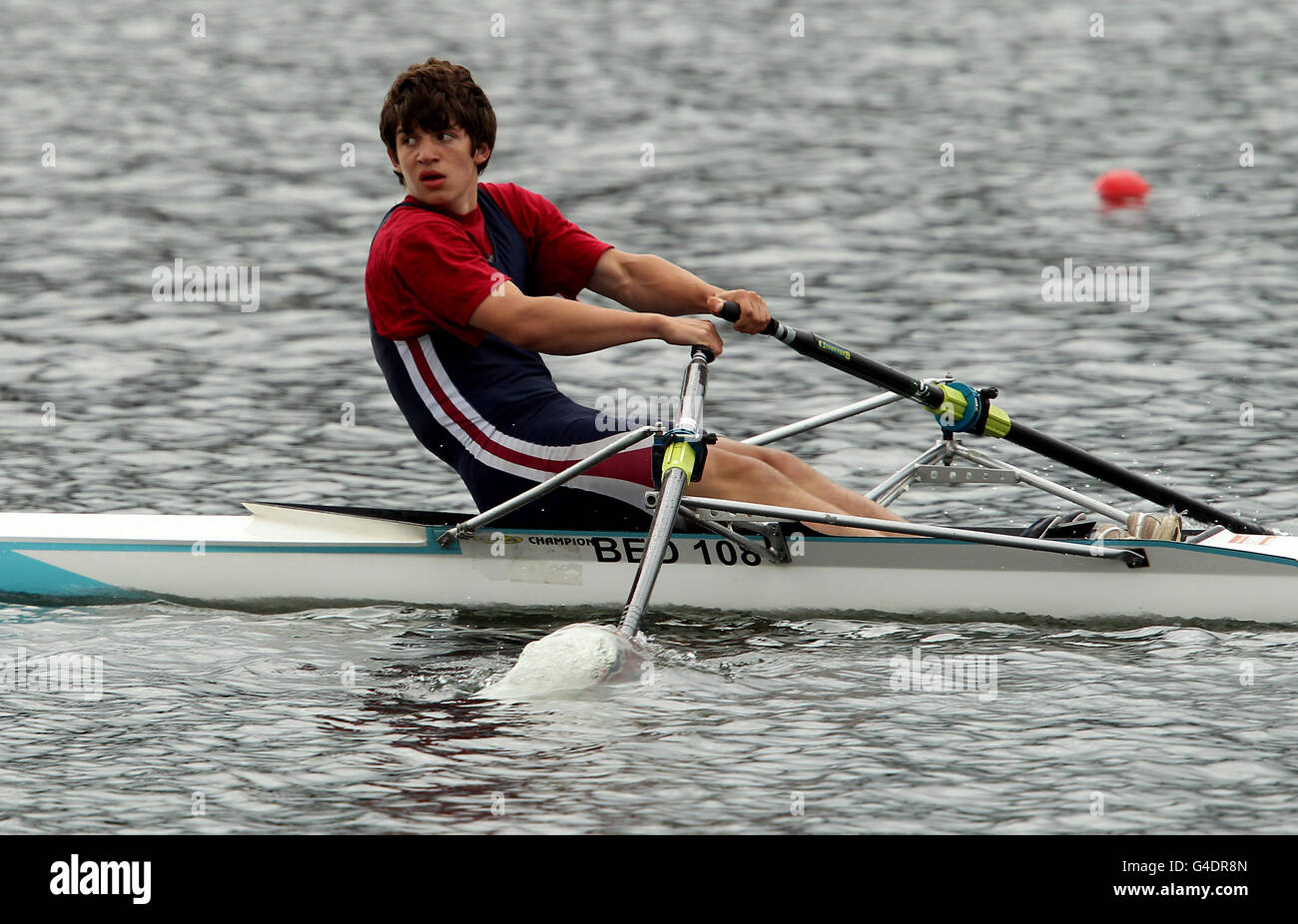 Jonti Vincent of Bedford Rowing Club wins the Open Junior 15 Single ...