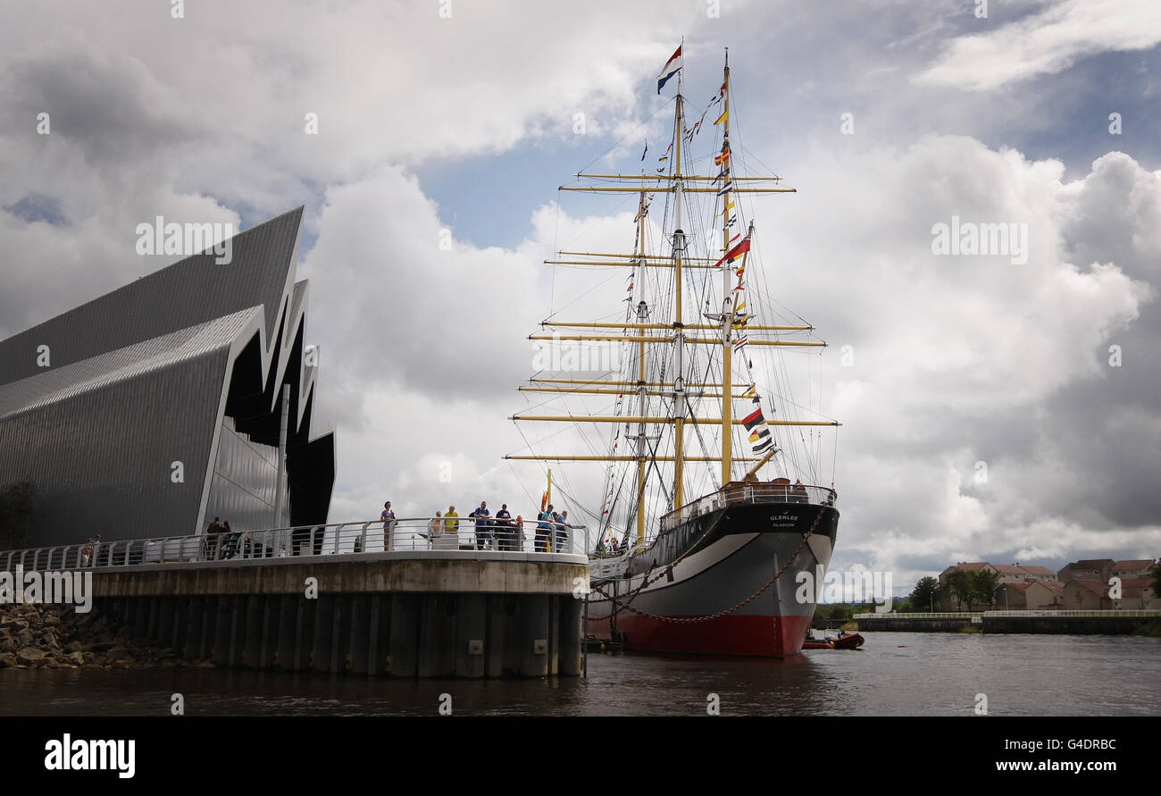 Clyde Waterfront Riverside Regatta Stock Photo - Alamy