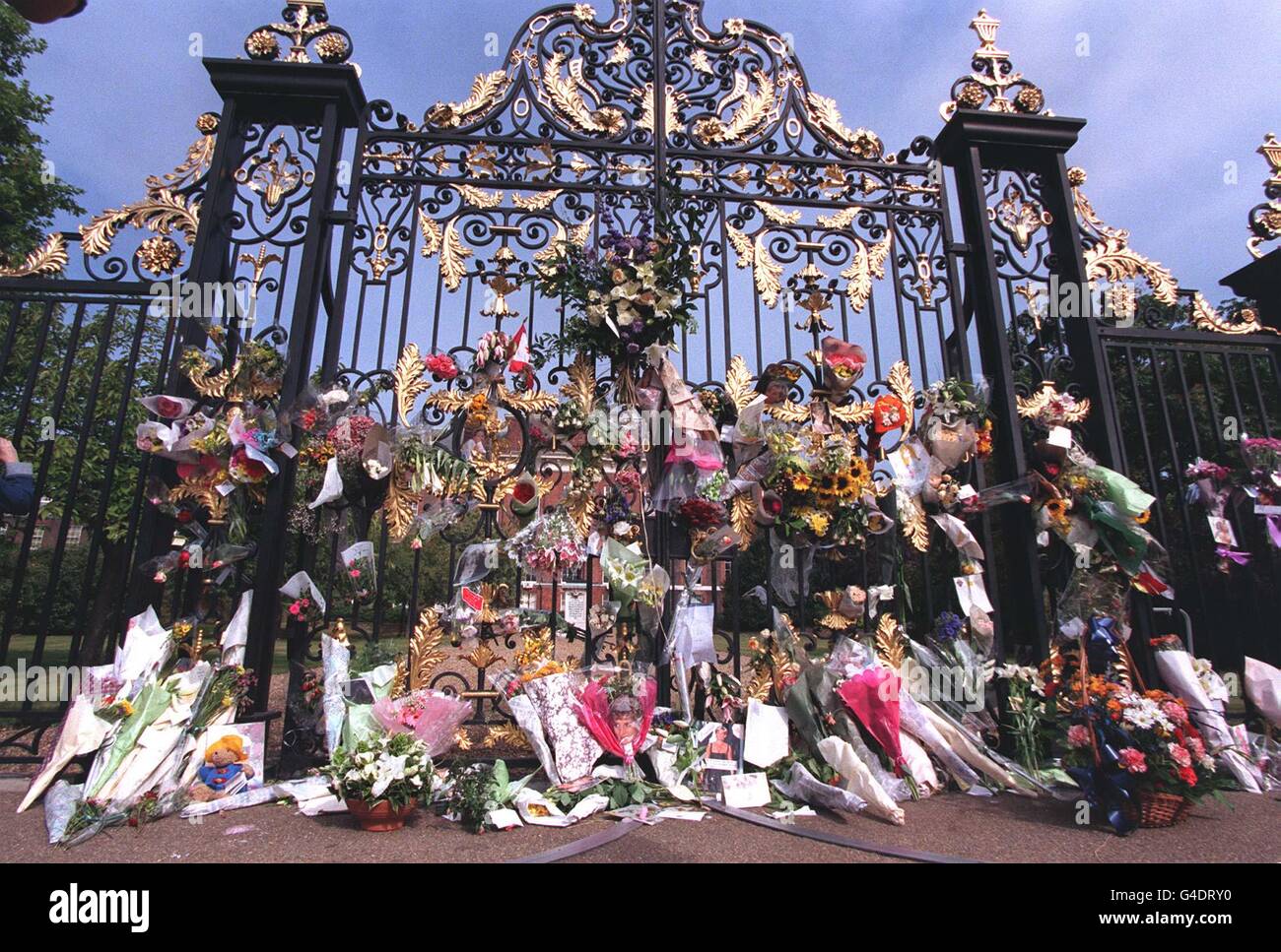 Tribute to Princess Diana Stock Photo - Alamy