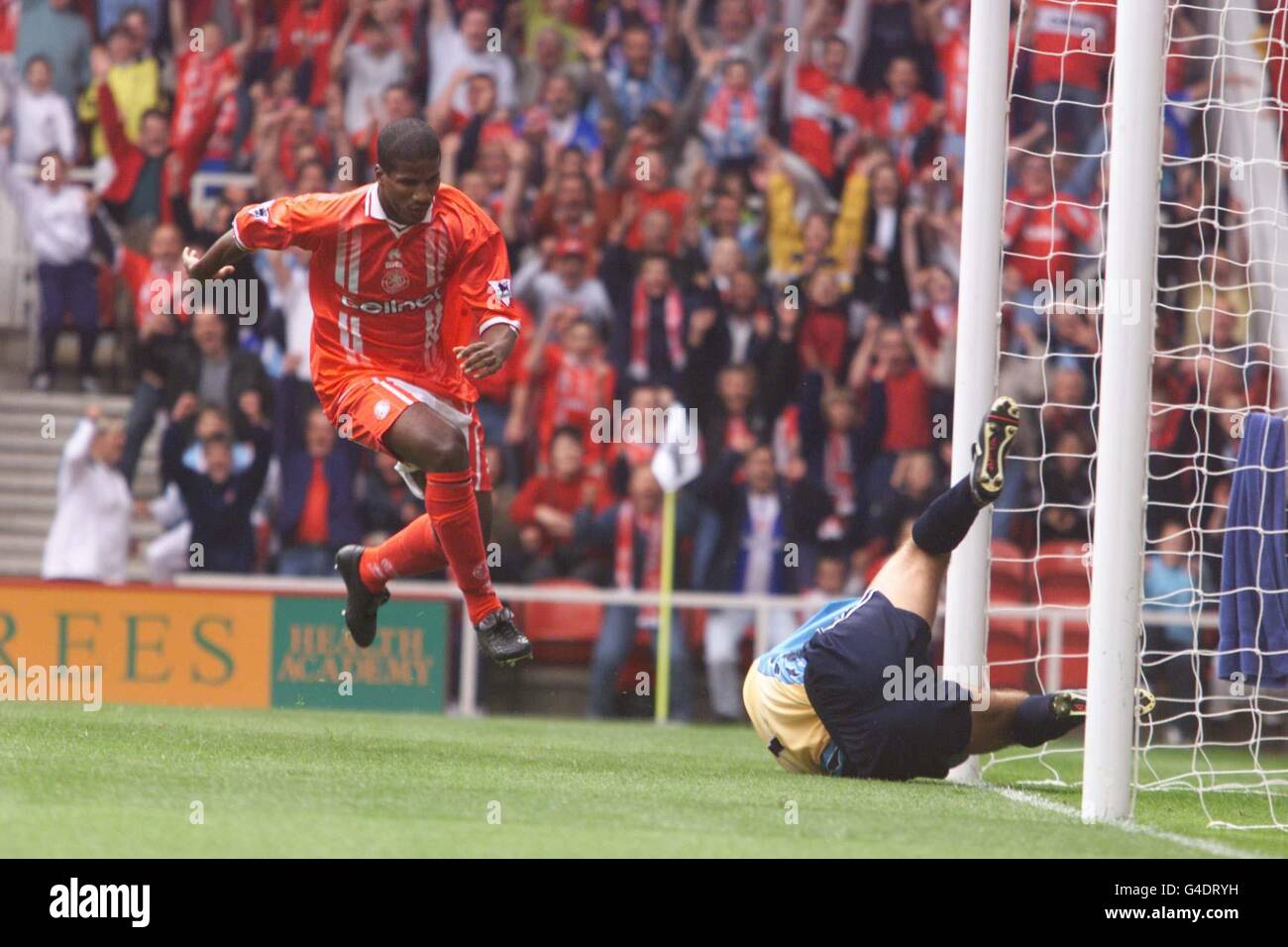 Middlesbrough's Hamilton Ricard scores Boro's equalizing goal against ...