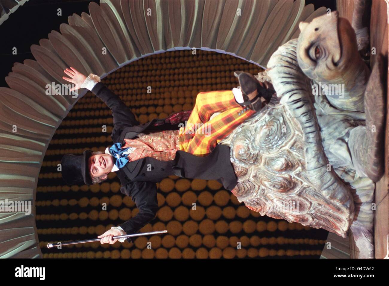 The story of doctor dolittle hi-res stock photography and images - Alamy