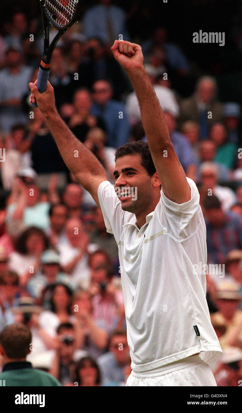 WIMBLEDON Sampras wins Stock Photo - Alamy