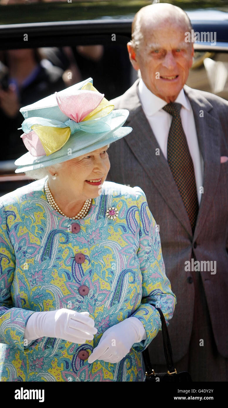 Canongate church and queen elizabeth hi-res stock photography and ...
