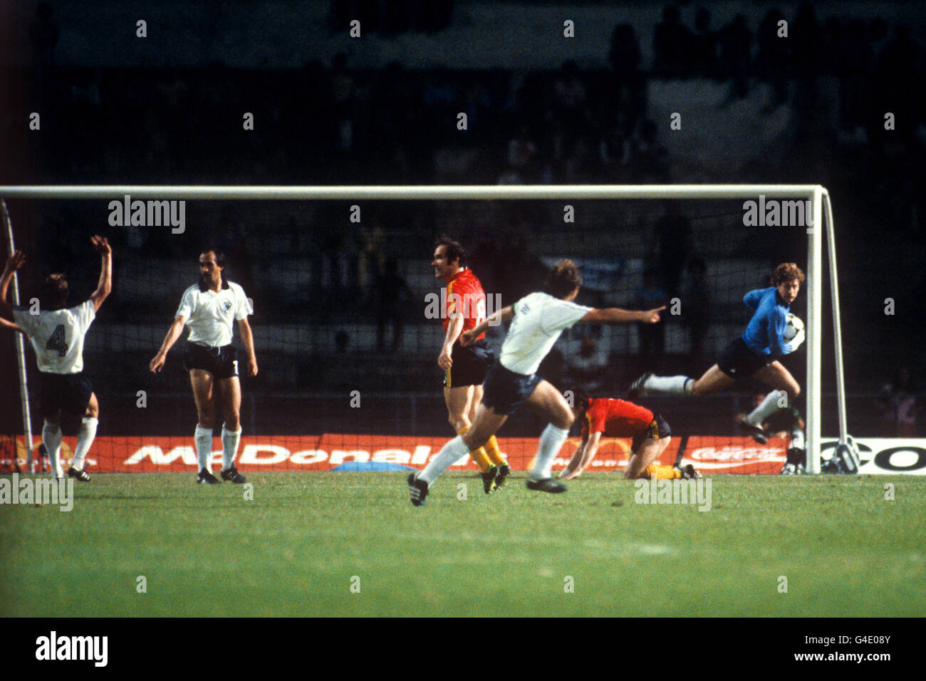 Goalkeeper 1980 hi-res stock photography and images - Alamy